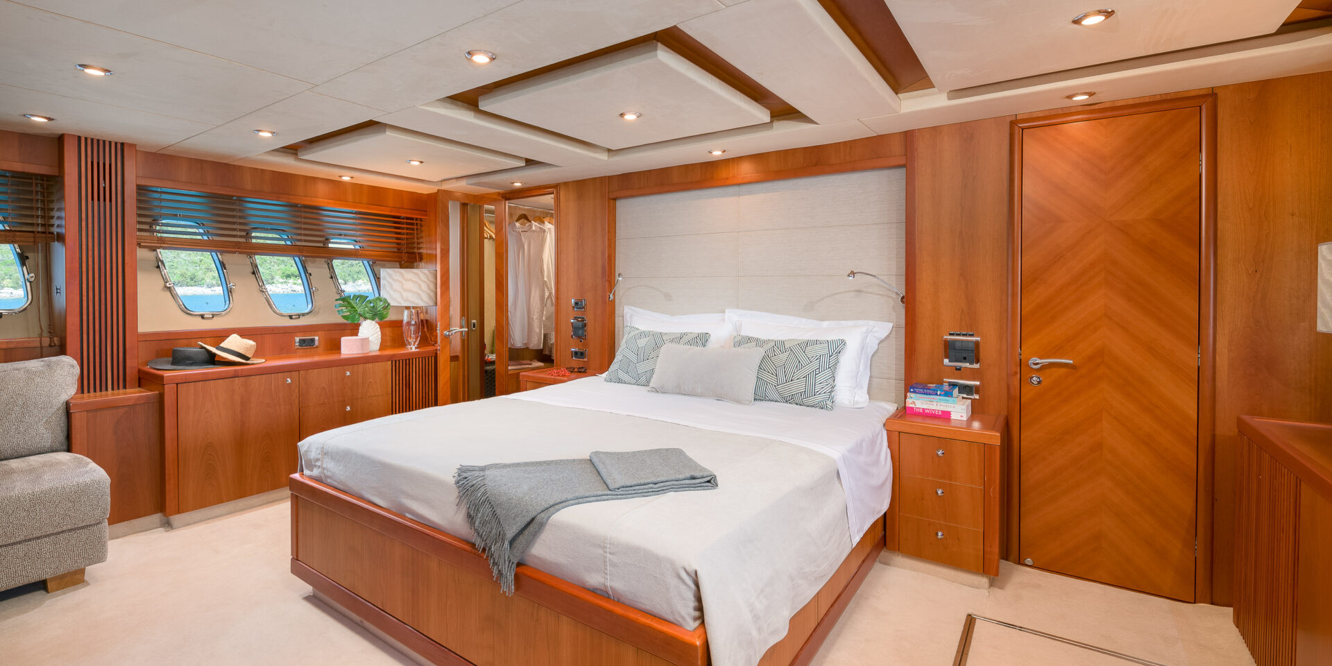 Yacht Quantum - Master Charter Croatia