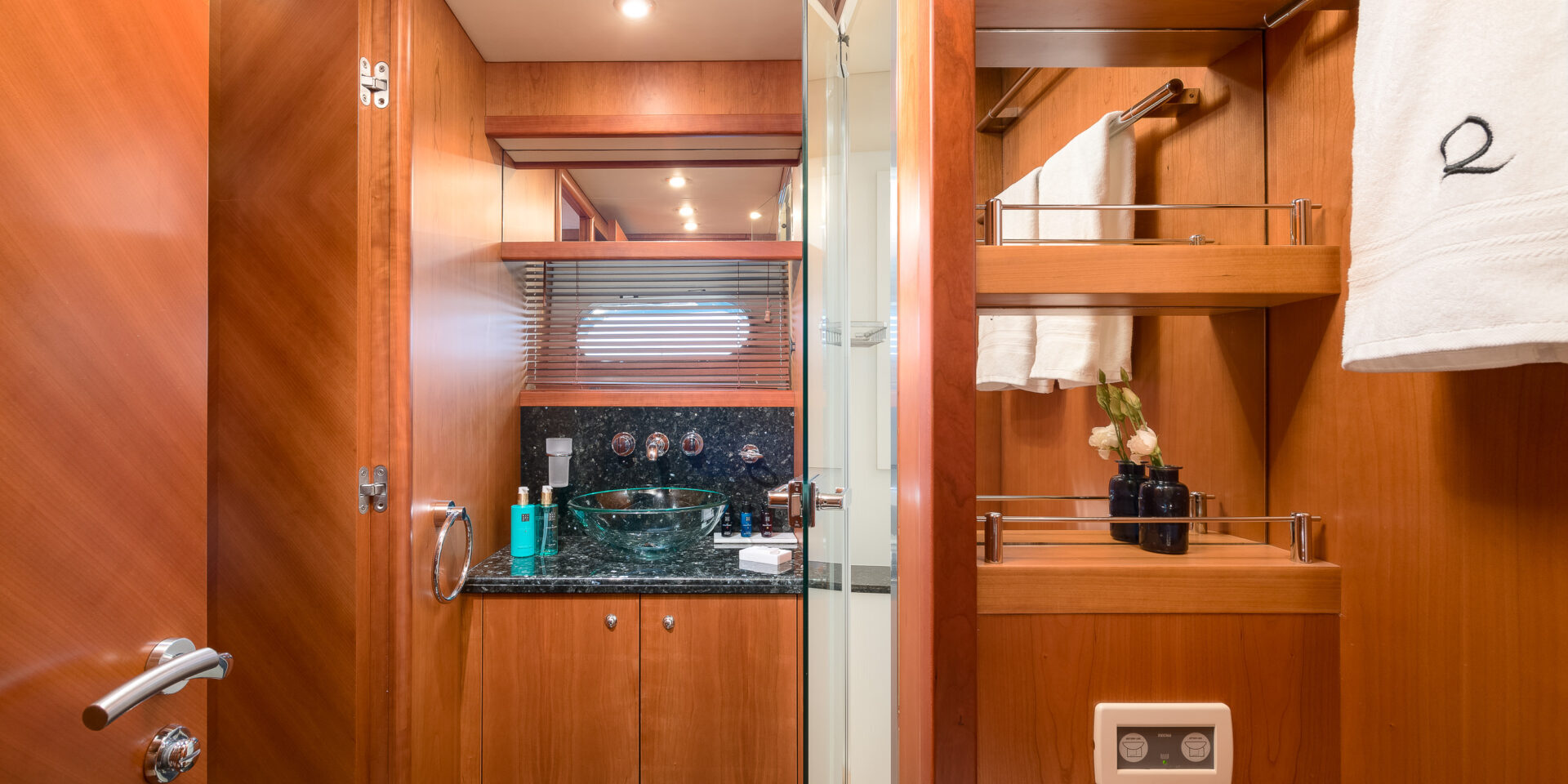 Yacht Quantum - Master Charter Croatia